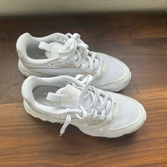 Nike | Shoes | Nike Air Zoom Fire Worn Out Once | Poshmark